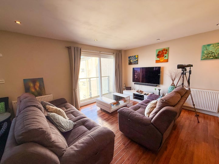 Marina View Apartment With Balcony & Sea Views - Ardrossan