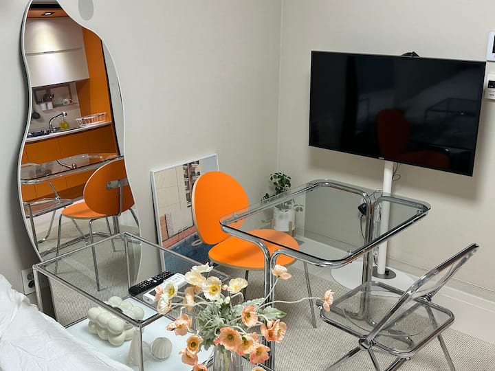 Soyhouse10#new#감성숙소#중앙로역도보2분#시티뷰#쇼핑.교통최적지#스마트티비 - Daegu