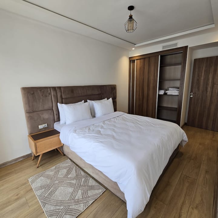 Studio Meublé Spacieux Et Paisible - Casablanca