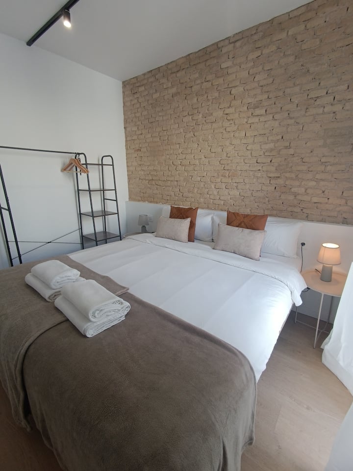 S3a 120 Apartamento Muralla Sevilla - Seville, Spain