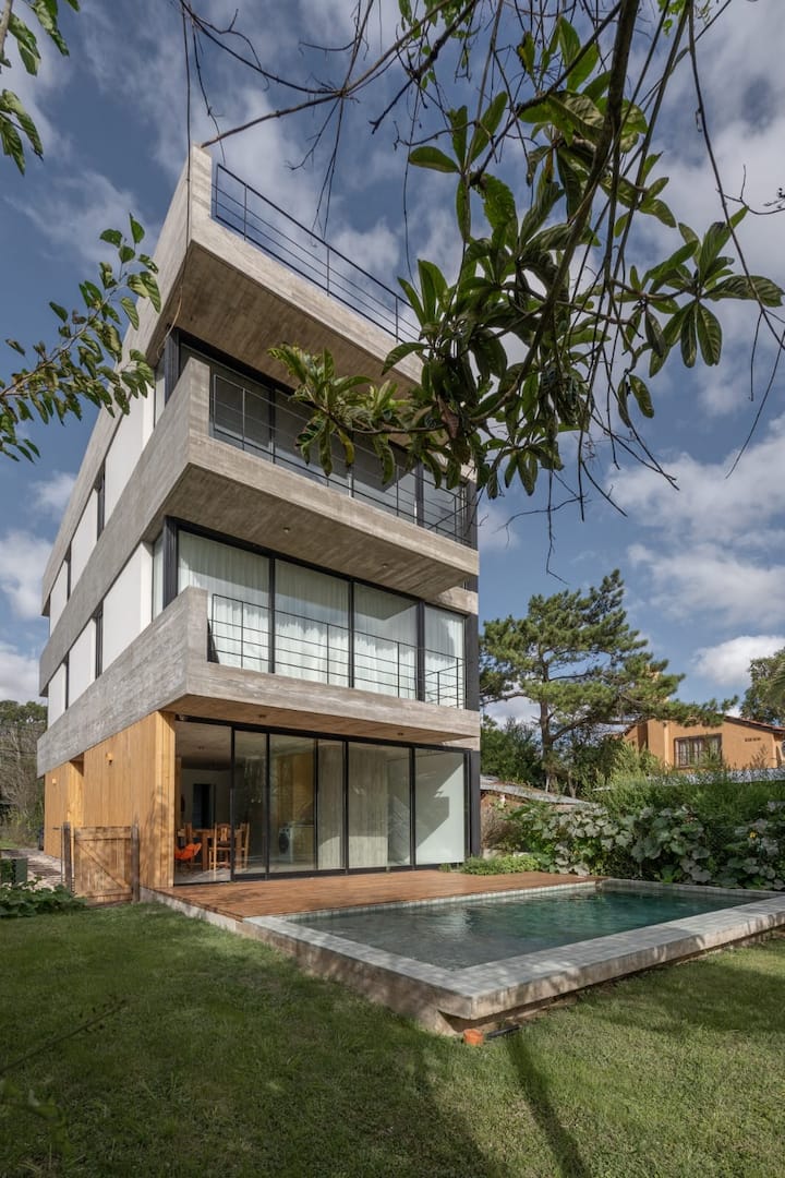 Departamento En Ostende A Un Medano Del Mar. - Pinamar