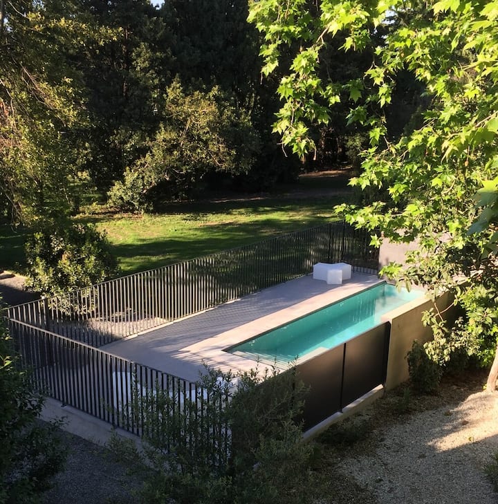 Maison Périphérie De Pierrelatte, Ferme Aux Crocos - Bollène