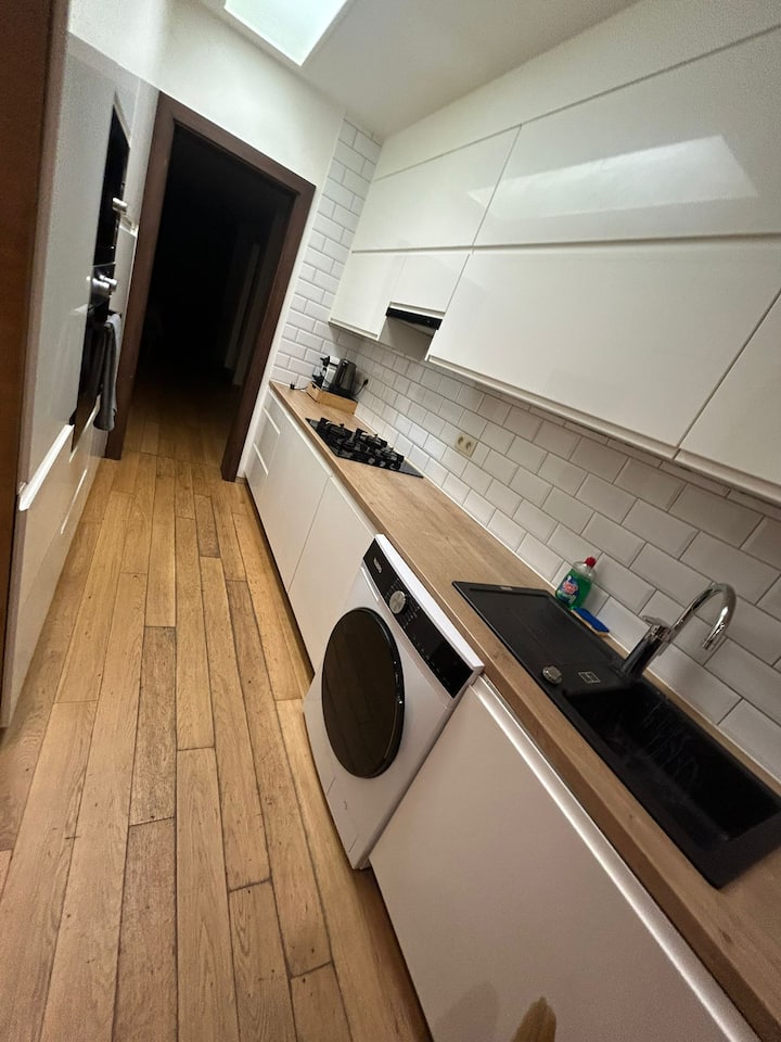 Pour 5 Personnes à Bruxelles - Brüssel