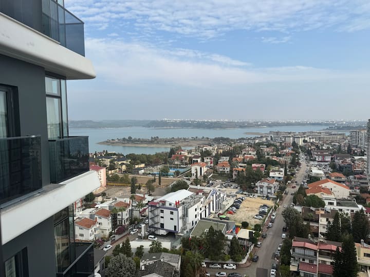 . Göl Manzaralı Uğur Mumcu Bulvarı Rezidans - Adana
