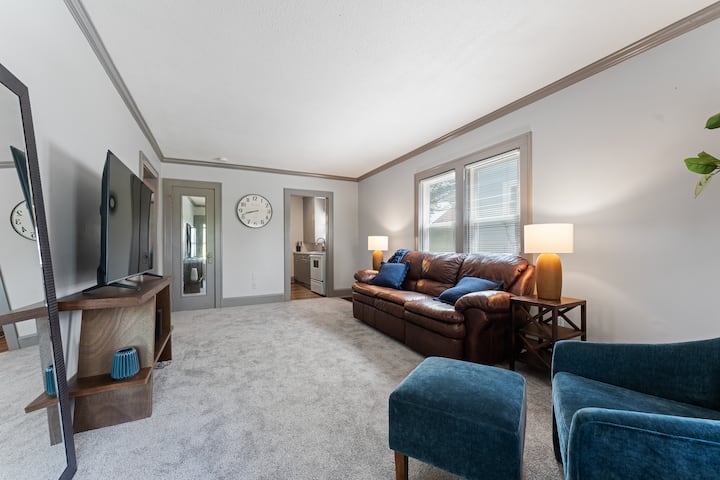 2 Bed - 1 Bath Small Ranch - Canton, OH