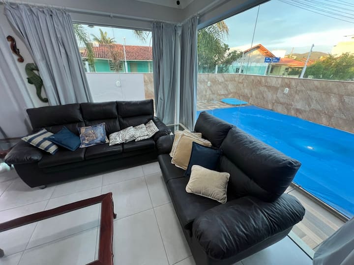 Piscina E Muito Espaço • 150m Do Mar •04 Qtos - Florianópolis