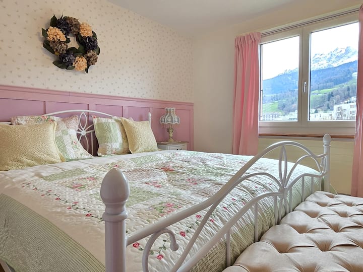 Granny-chic Oase Mit Pilatusblick - Luzern