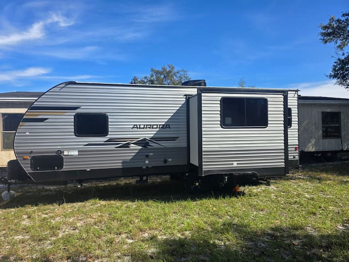 Modern Rv Trailer
Fully Equipped And Affortable - Apopka, FL