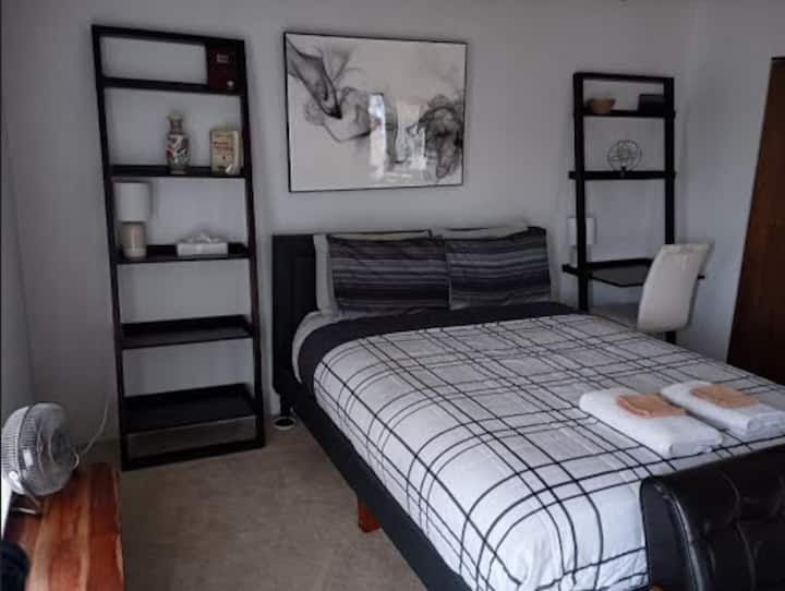 South Tacoma Loft - Ruston, WA