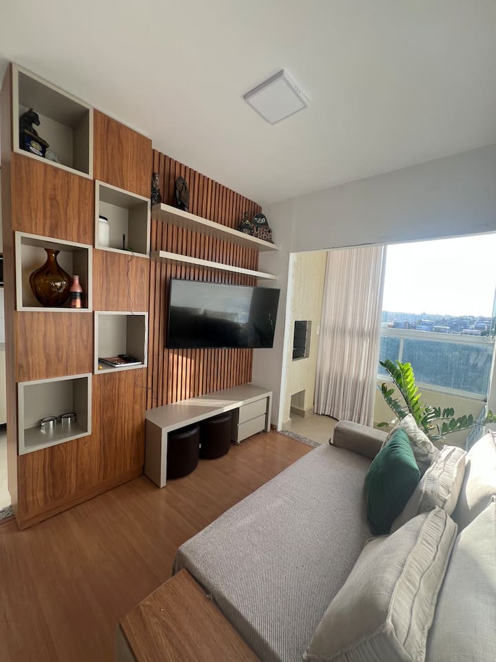 Apto Completo, Dois Quartos, Sendo Um Suíte Com Ar - Maceió