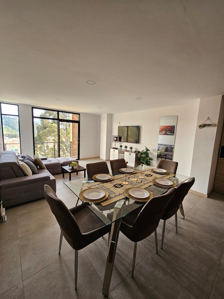 Acogedor Departamento En Cuenca Excelente Vista - Cuenca