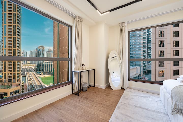 Ultra Luxury 4br Jbr Stay | Prime Location - Dubai