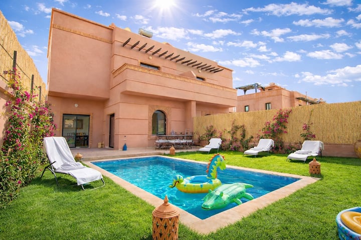 Villa Family, Piscine-jardin Privés, Proche Centre - Maroc