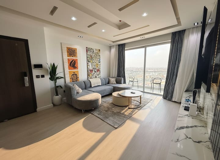 2br High-rise Escape|ocean & City Views - Lagos
