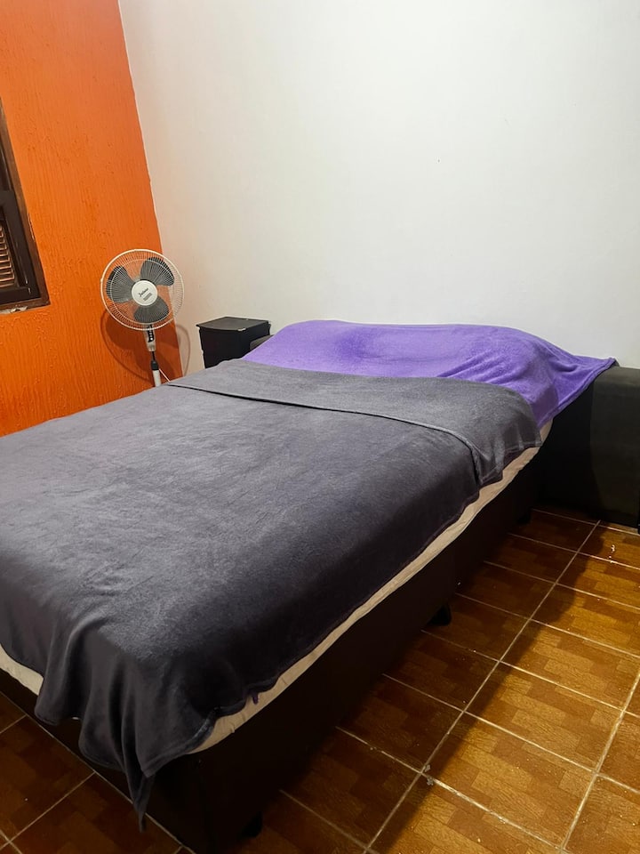 Whole House With Basic Amenities In Sao Paulo - Itapevi