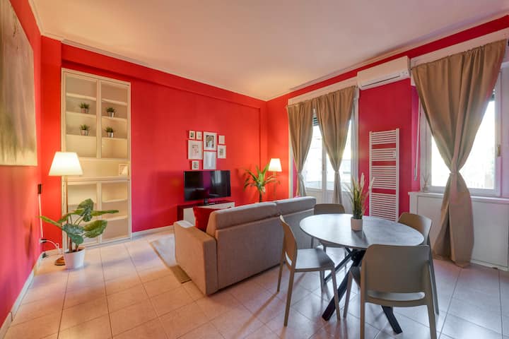 B Home - City Center Red Apartment - Milano
