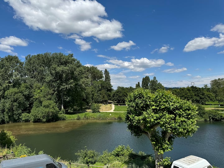 Appartement Au Bord Du Plan D'eau - Sablons