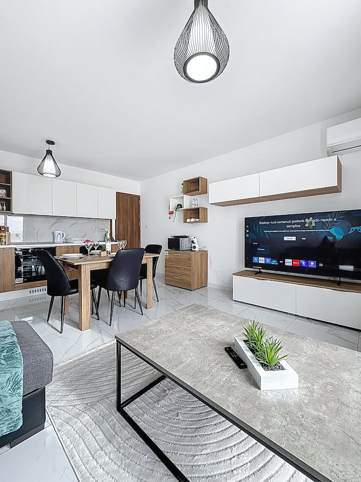 Central & Ultra Modern Penthouse In Gzira - Aéroport international de Malte (MLA)