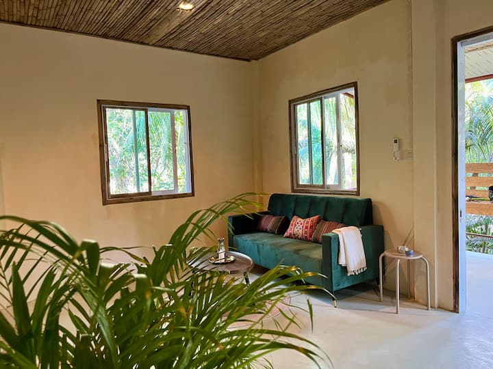 Jungle House
Room 2 - Ko Pha-ngan