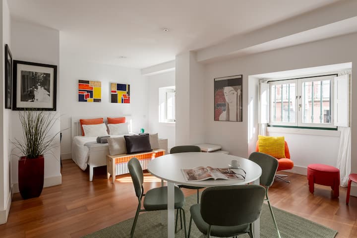 Lisbon Urban Studio W/parking - Lisbon
