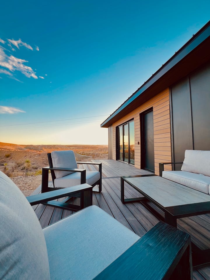 Stellar Retreat At Big Bend - Cabin #8 - Terlingua, TX