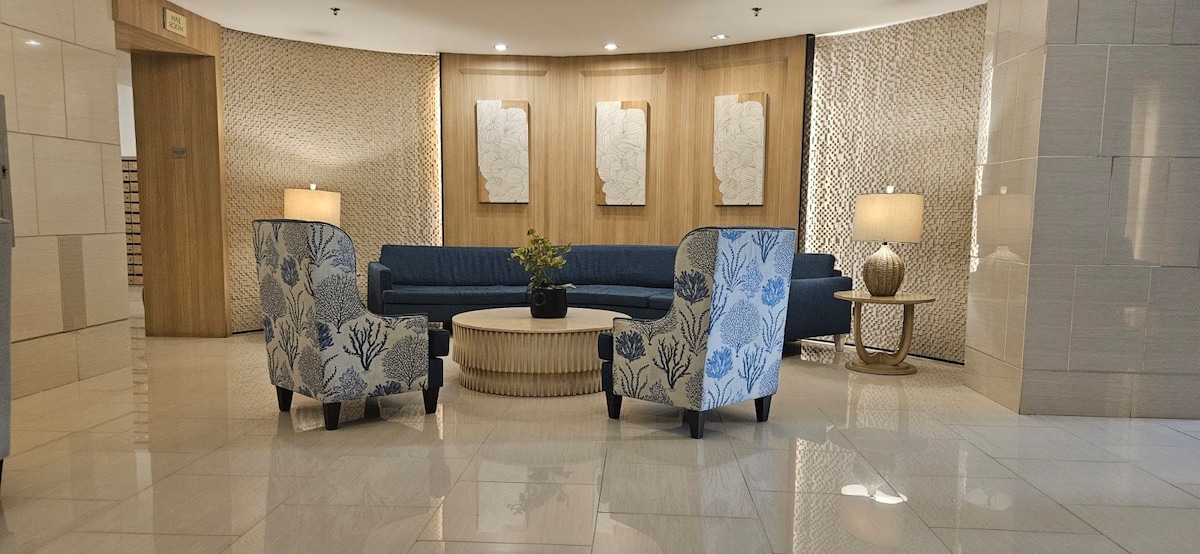Spacious 1BR at Shell near MOA, Ikea, SMX & NAIA - Apartments for Rent ...