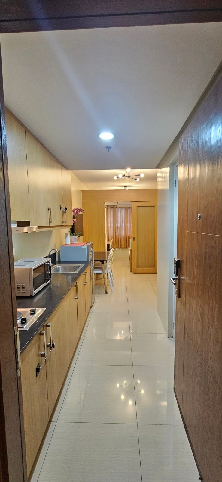 Geräumige 1BR bei Shell in der Nähe von MOA, Ikea, SMX & NAIA ...