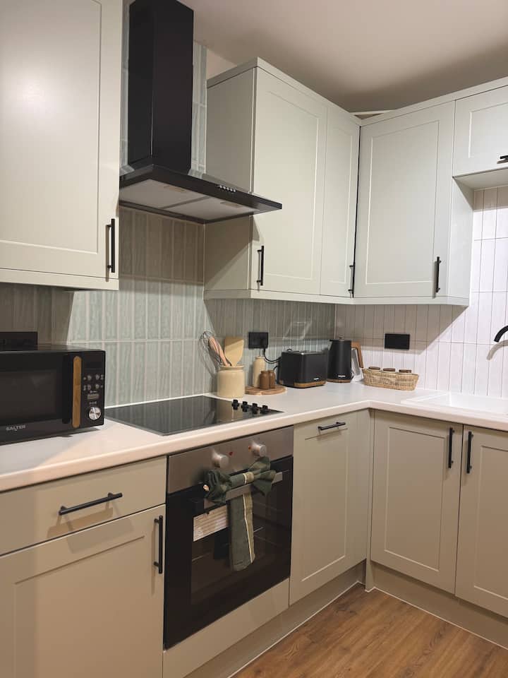 The Malthouse - Luxury City Apartment - Cardiff