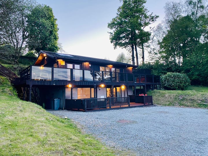 Scottish Loch View Hottub Getaway - Dunoon