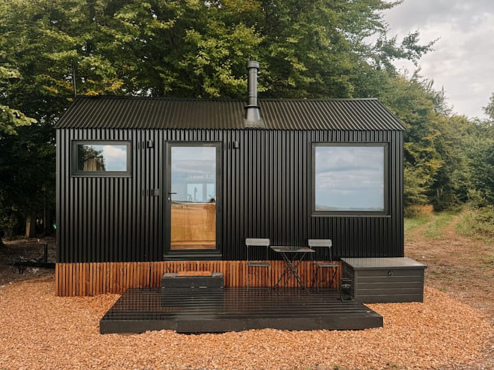 Unyoked Off-grid Cabin - Elara - Wantage