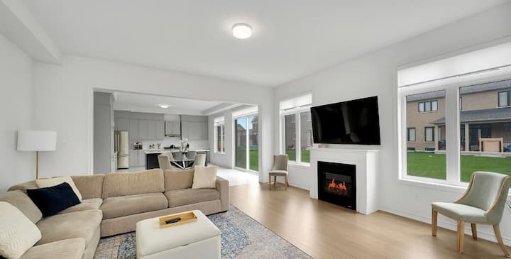 Cozy Spacious Home - Hockley Valley