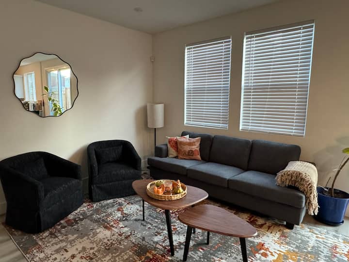 Home In The New Harvest Of Watson Ranch Community. - American Canyon, CA