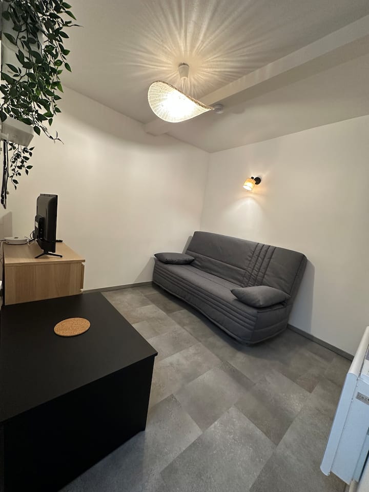 Charmant Studio Neuf Au Cœur De Volonne - Volonne