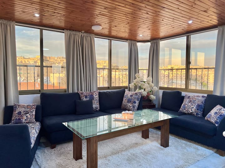 Rooftop Apartment With Views - Jordan