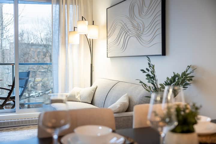 Le Petit Passeport - Parking Et Salle De Sport - Quebec City