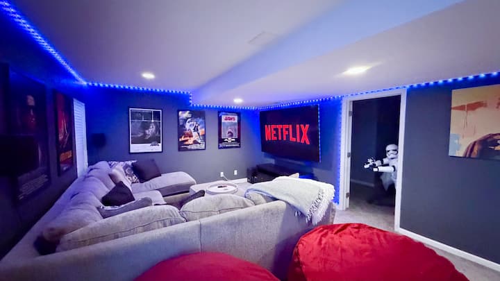 Family Fun Entertainment With Cinematic Experience - Racine, WI