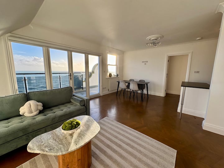 Seaview Penthouse Apartment In Folkestone - Folkestone