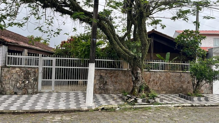 Casa Aconchegante Perto Da Praia Em Solemar - Praia Grande