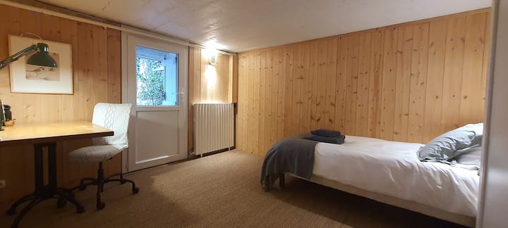 Studio De 12m2-st-rémy-lès-chevreuse-10mn Rer B - Les Ulis