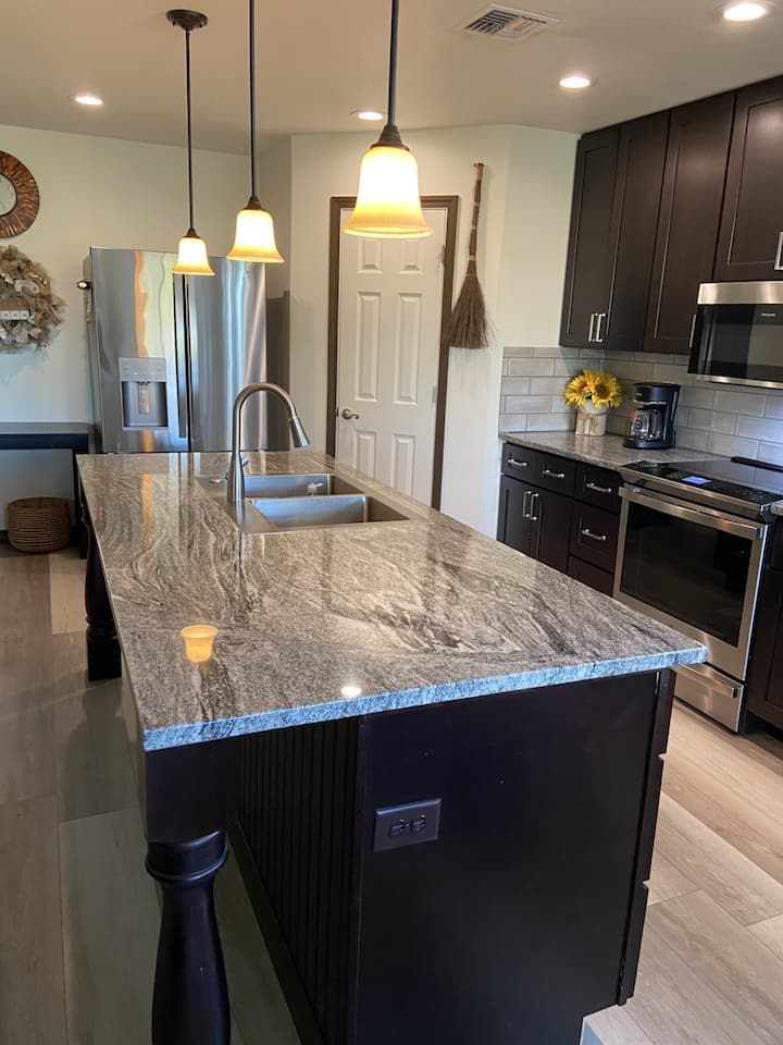 Golf Course Home - Hat Rock State Park, Hermiston