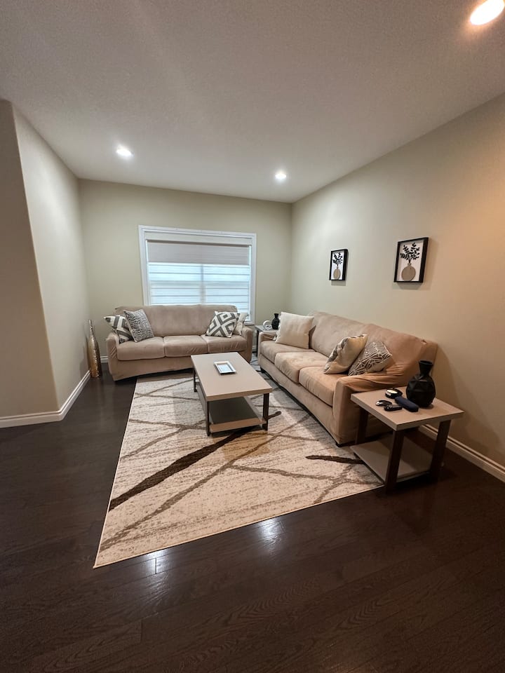 C’est La V Executive Suites - Fort McMurray