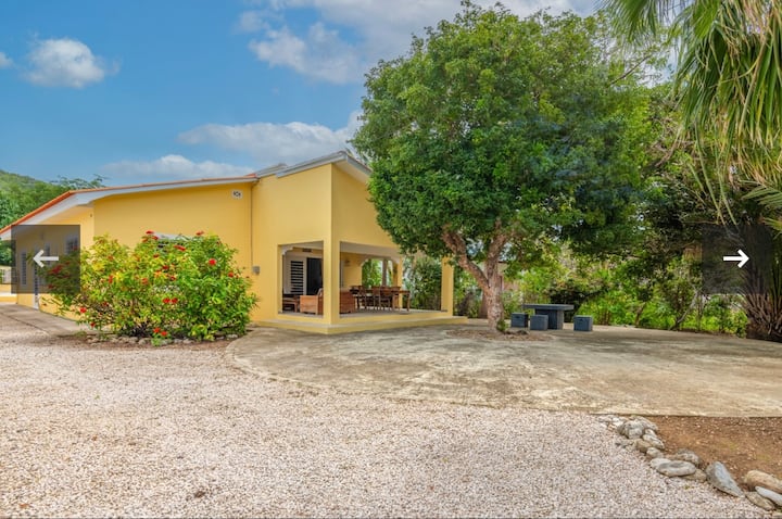 ~Nos Yemaya~ 2br+pool ~Short Walk To Playa Lagun! - Curaçao