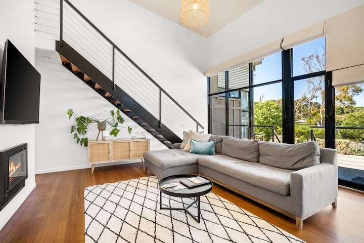 Boutique Villa - Pool, Tennis & Tranquil Gardens - Anglesea