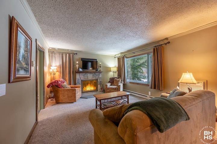 The Lake, Links & Lift Lodge - Lake Placid, NY