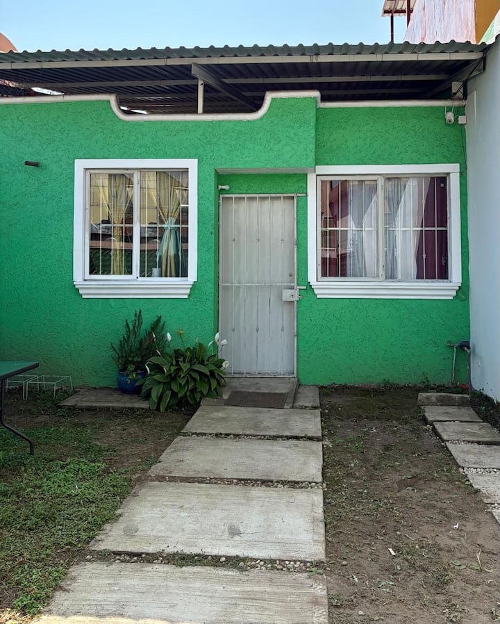 Casa Cerca Centros Comerciales - Uruapan