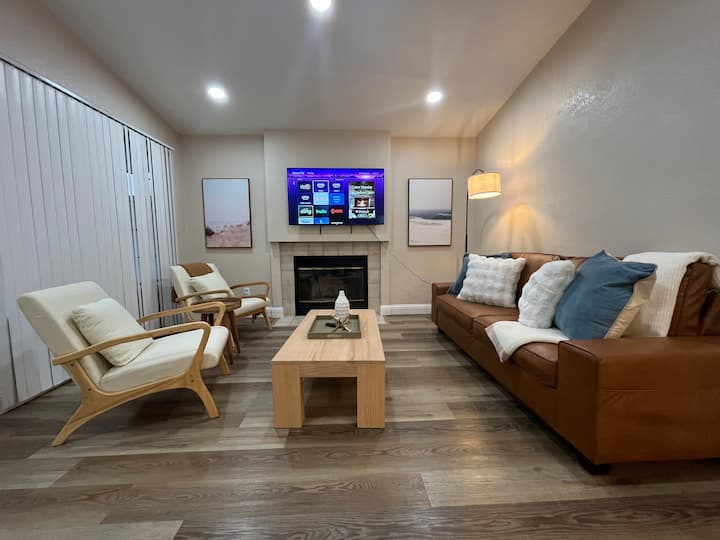 Upgraded｜king Suite｜comfy Bed｜2tv｜quiet Nbhd｜parks - Elk Grove, CA