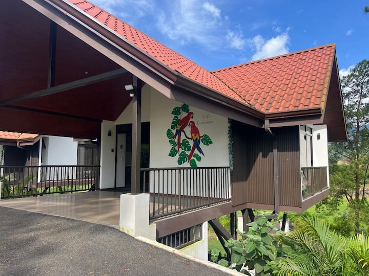 Villa Guacamaya - Cabin Hideaway In San Carlos - Quesada