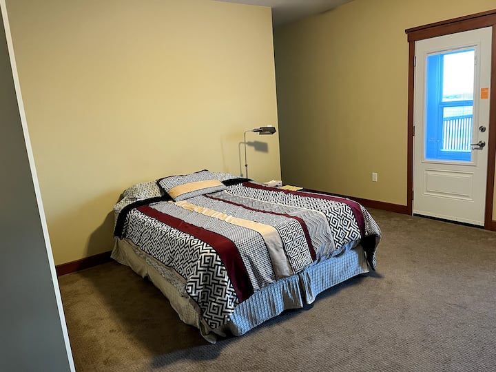 Castleview Ambassador Suite - North Battleford