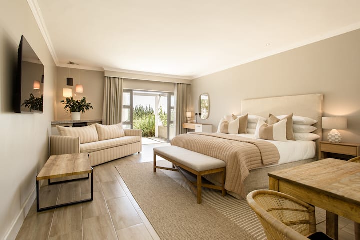 Stellenbosch Luxury Mountain Studio Apartment - Kylemore