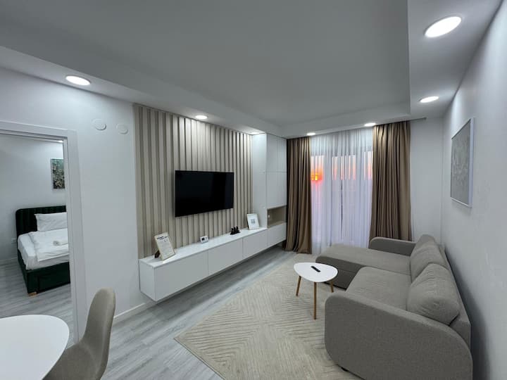 Luna Place - Tunari